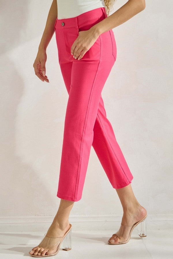 Discover your favorite online boutique. Free shipping. – Hollie's Boutique